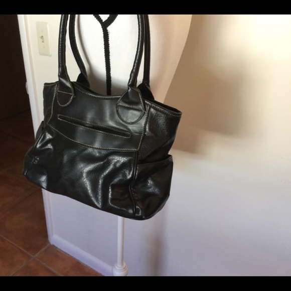 Mondo | Bags | Mondo Leather Shoulder Bag Black Mint | Poshmark
